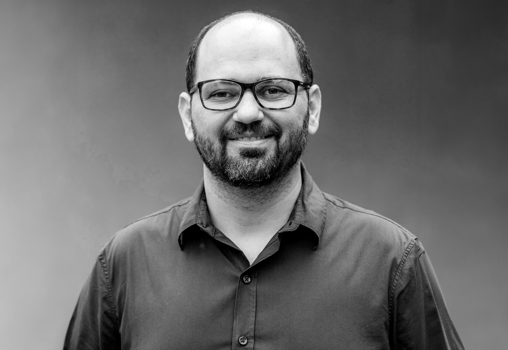 Fabio Moraes, childbirth photographer, reveals 5 tips for beginners.